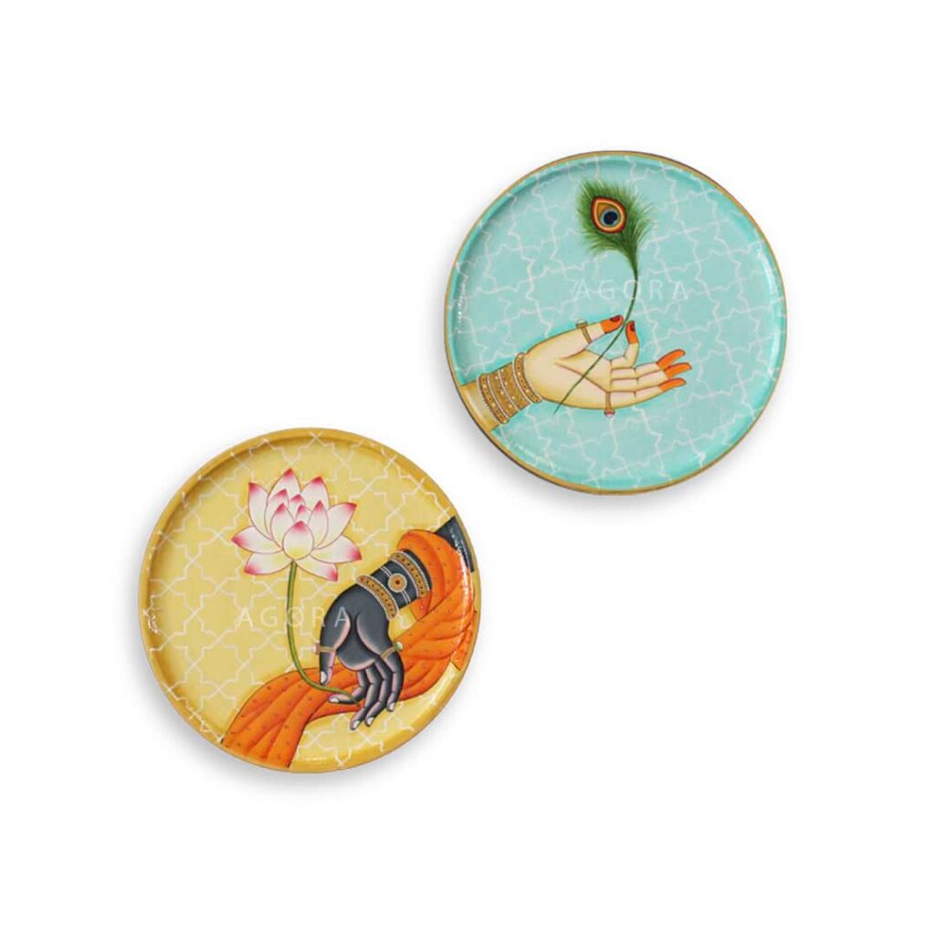 9″ Radha-Krishna Hands Pichwai Wall Plates (Set of 2) – Agora Jaipur